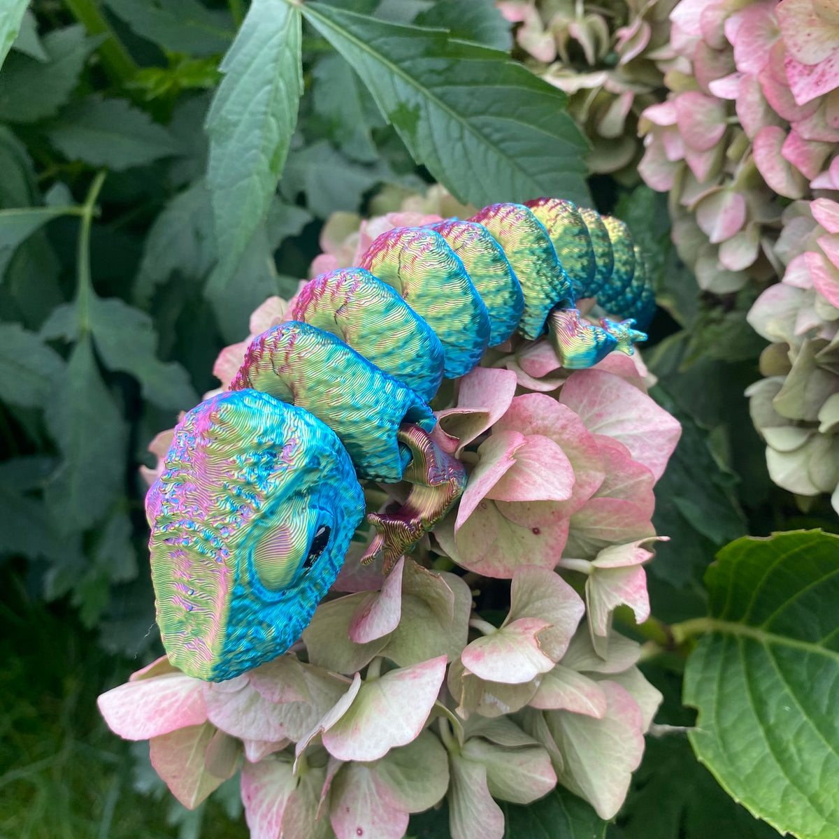 3D Printed Articulated Small Chameleon Reptile Creature – Pilola